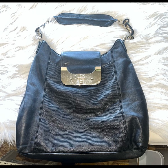 Diane Von Furstenberg | Bags | Dian Von Furstenberg Black Harper Hobo ...